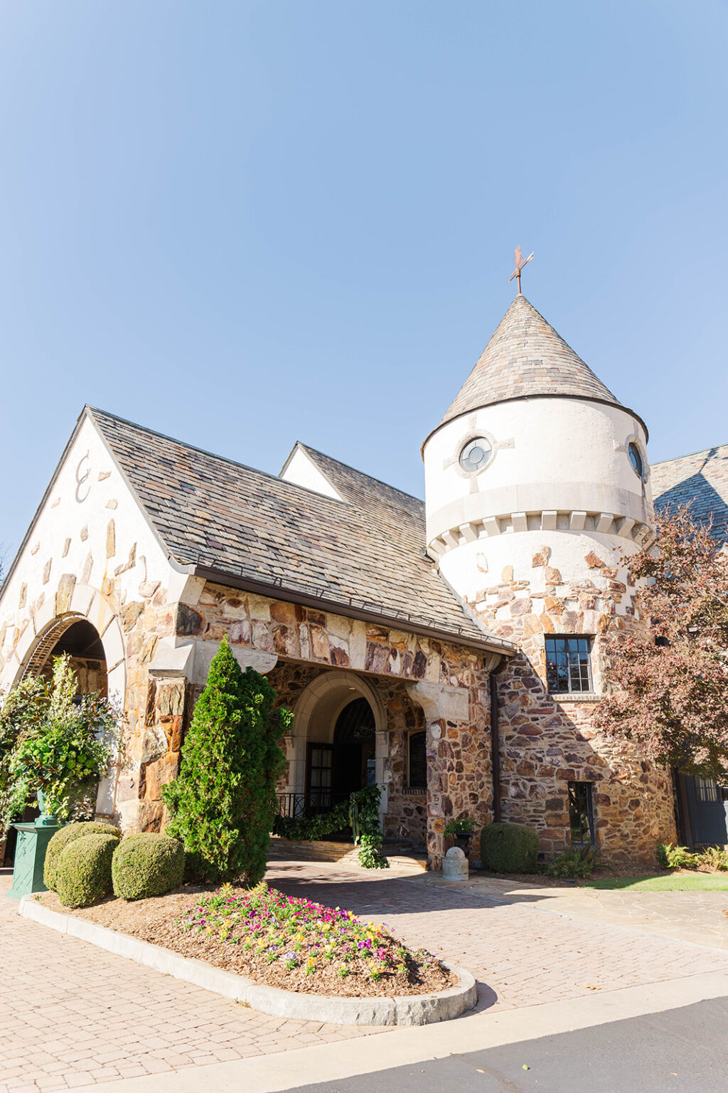 Explore Capital City Country Club Atlanta To Celebrate in Style