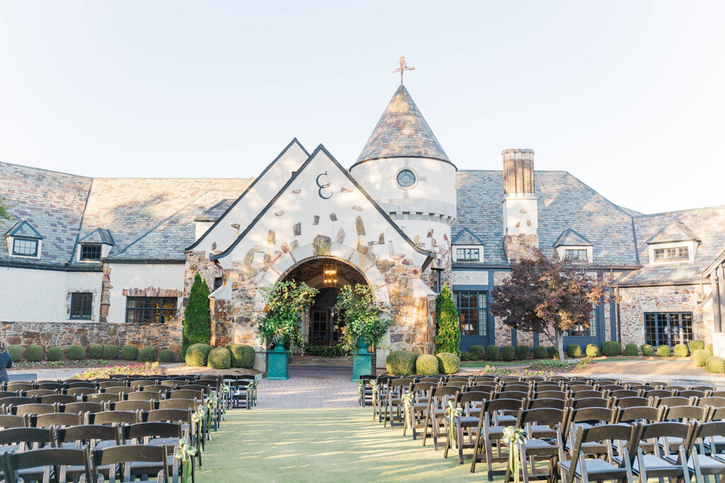 Explore Capital City Country Club Atlanta To Celebrate in Style
