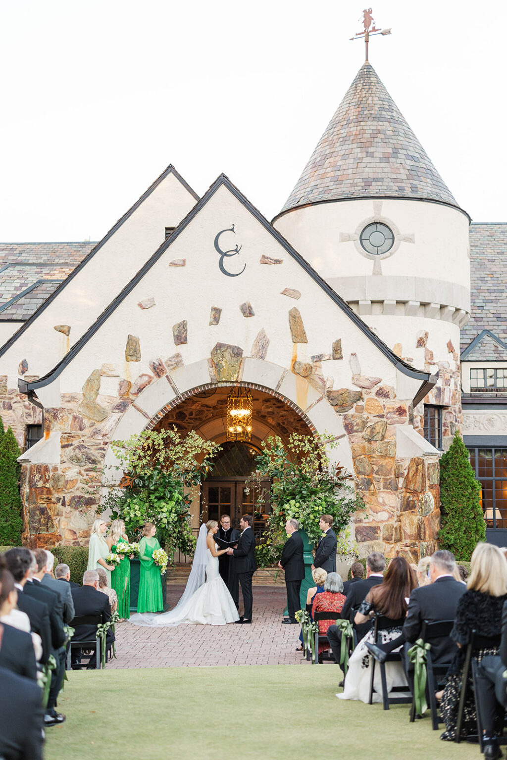 Explore Capital City Country Club Atlanta To Celebrate in Style